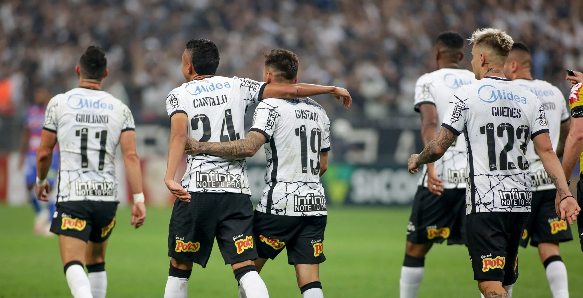 Corinthians chega a cinco vitórias seguidas como mandante no ...